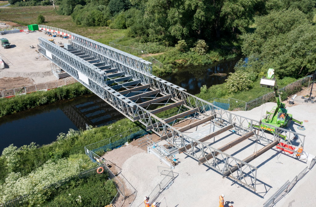 Constructing one of Europe’s largest double storey bridges for HS2 ...